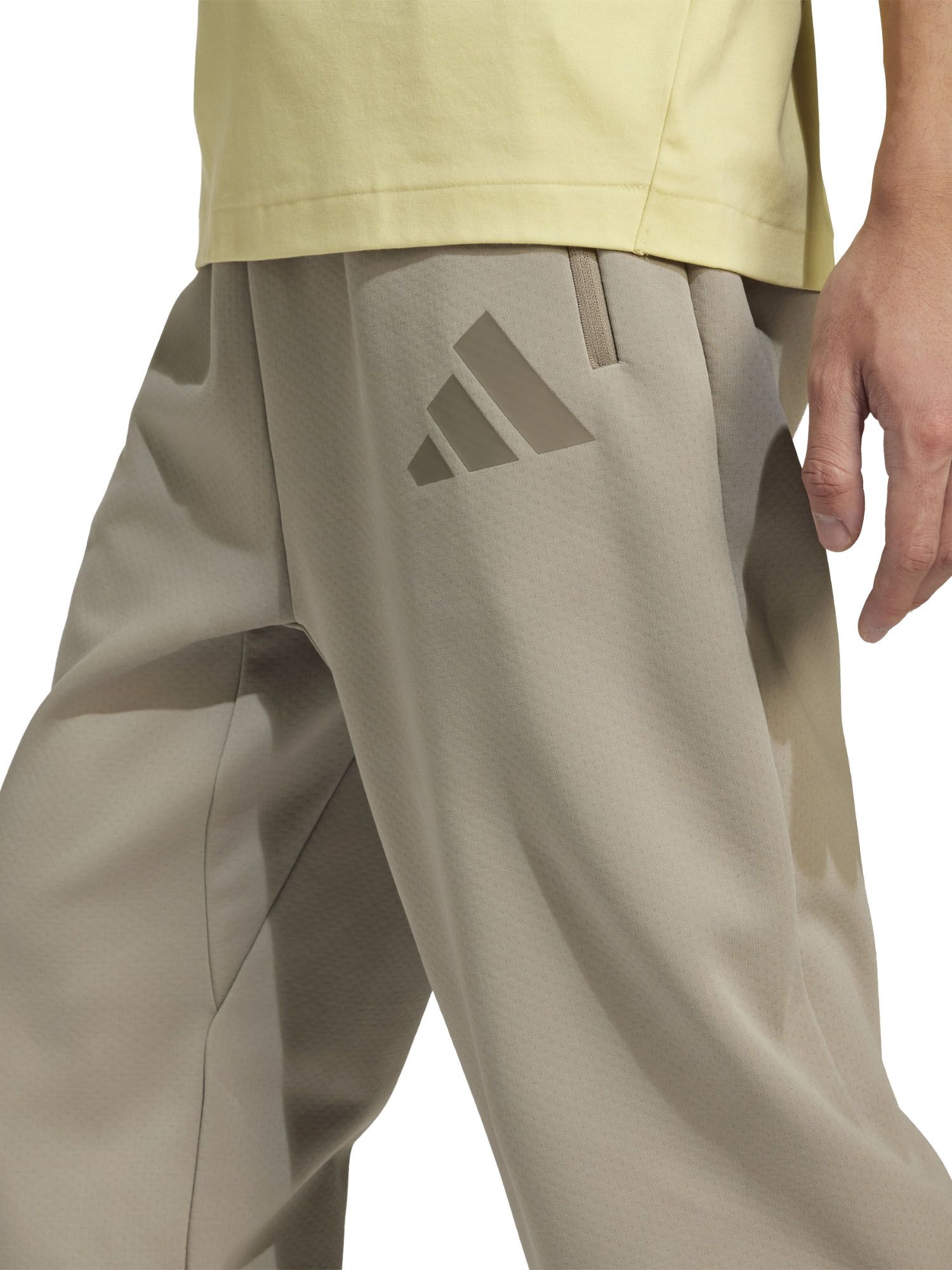 Pantalón Adidas ZNE